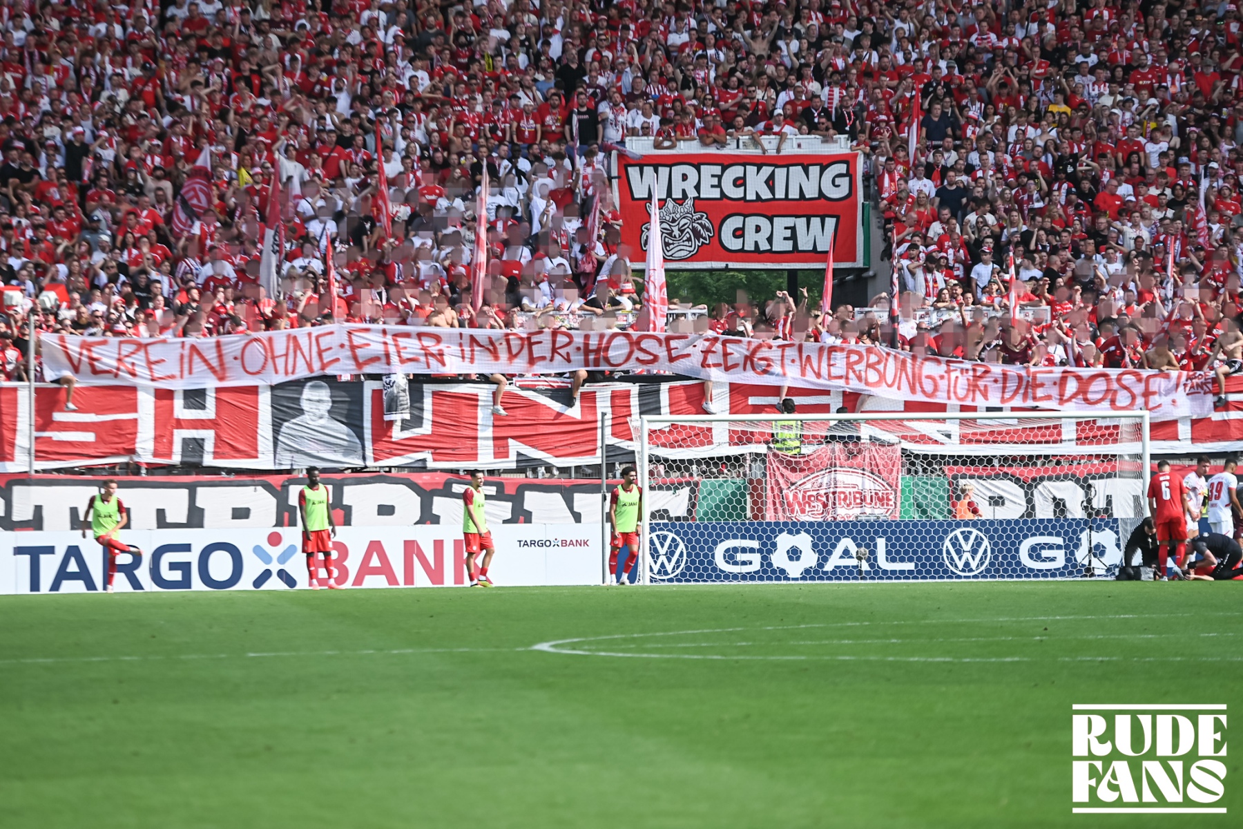 Galerie – RUDE FANS